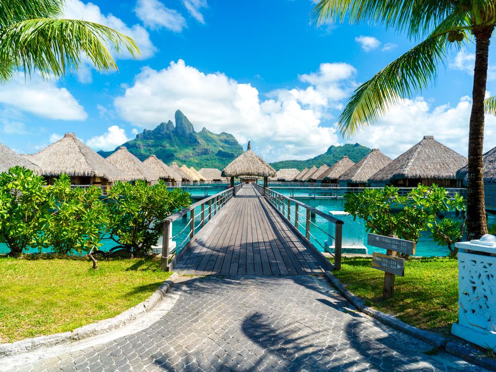 35 Best Overwater Bungalows Across the World - TravelOn!
