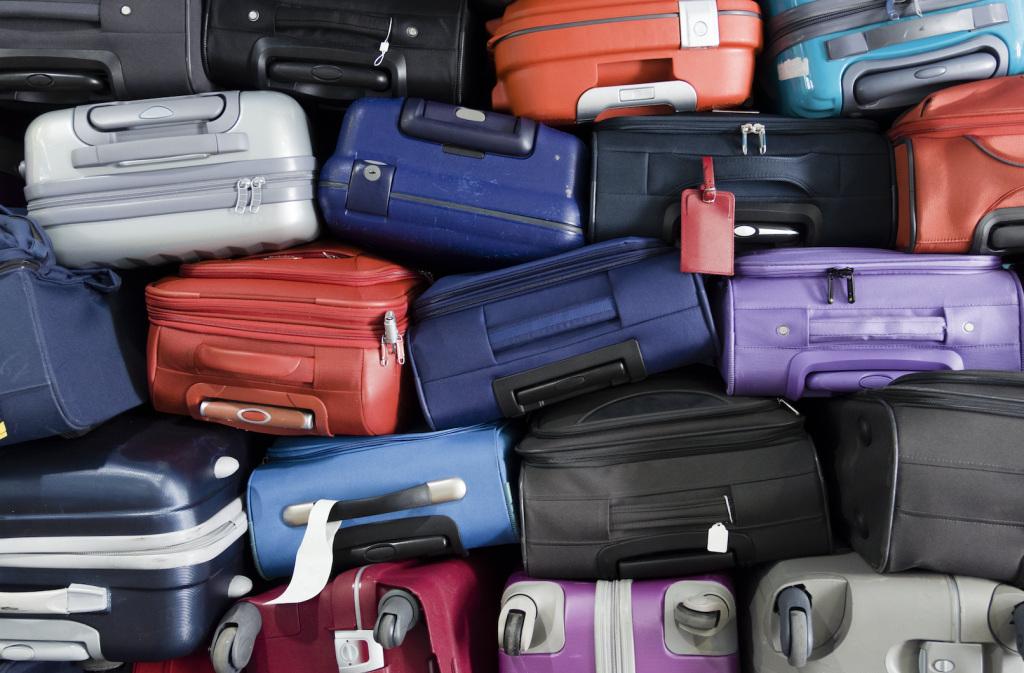 Hardside vs. Softside Luggage: How to Choose Best for You - TravelOn!